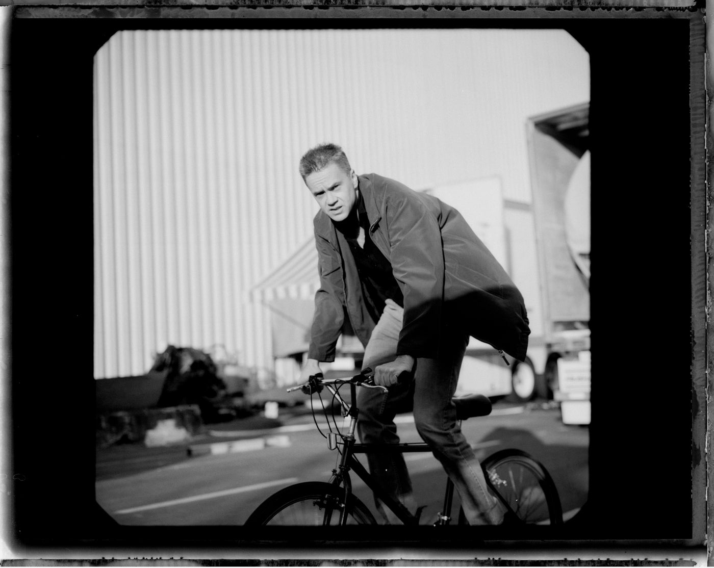 Tim Robbins – Timothy White